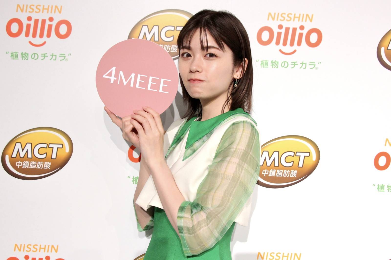 小芝風花さんにインタビュー♡実はダークな役もやってみたい！？【新CM発表会】 | 4MEEE