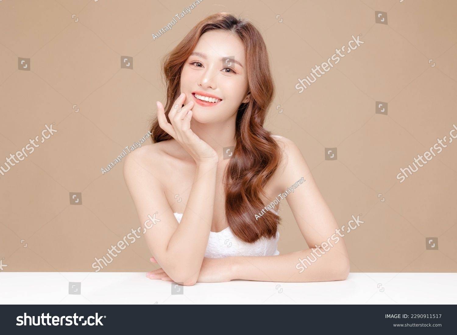 顔タイプ「ソフトエレガント」におすすめのネックレス10選♪似合うアクセサリーとは？ | 4MEEE