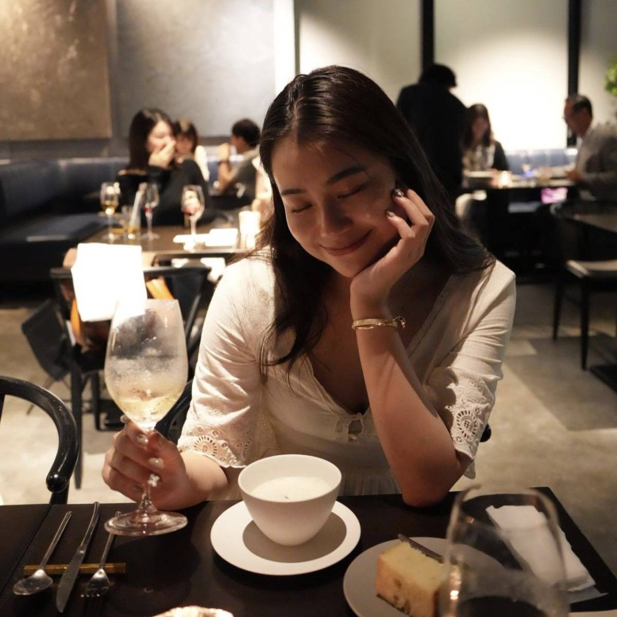 暑い夏、インドア派？アウトドア派？【個人的NEWS】聞いてみた #7月編 | 4MEEE