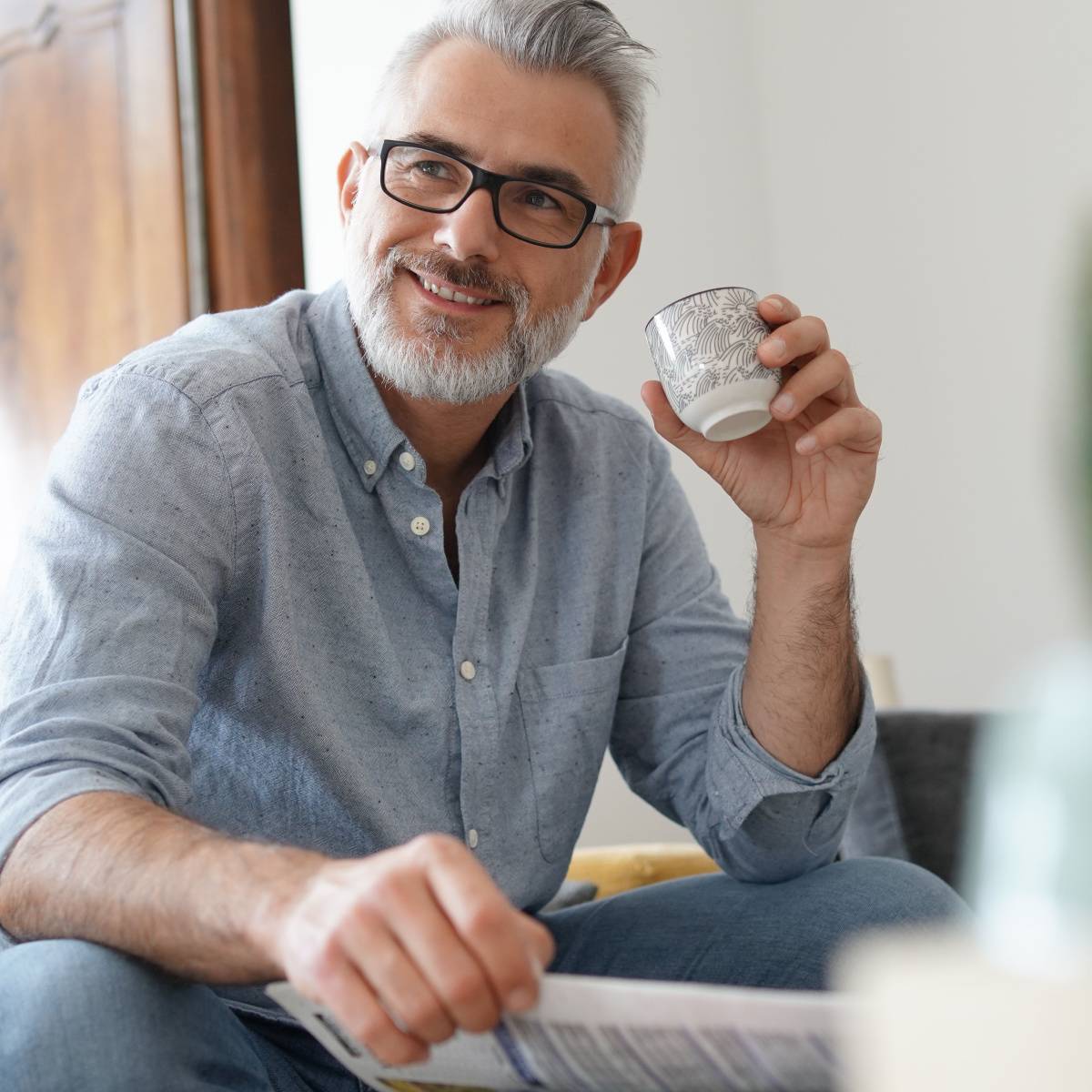 ぶっちゃけ圧倒的にモテています。懐が広い40代50代男性の特徴5選 | 4MEEE