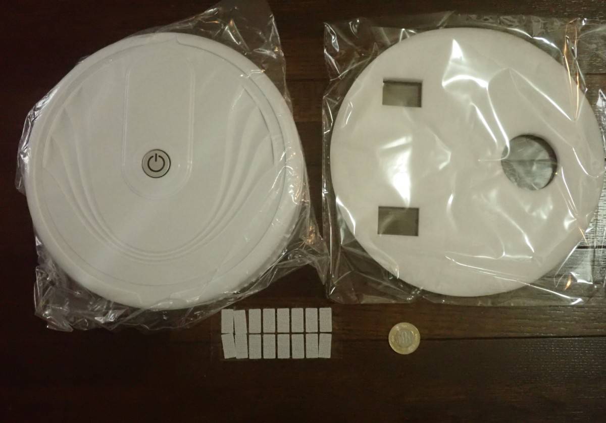 【ダイソー】ロボット掃除機(電池タイプ)とは？100均おすすめ家電系アイテム | 4MEEE