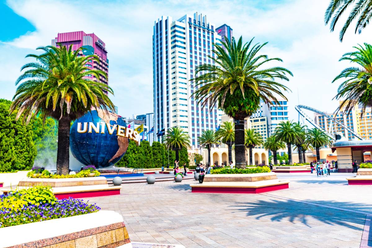 【ユニバ編】6月向きの服装おすすめ14選♪夏のUSJに最適なコーデとは？ | 4MEEE