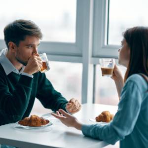 男友達を好きになった！「友達」から「恋人」になるための4つの方法