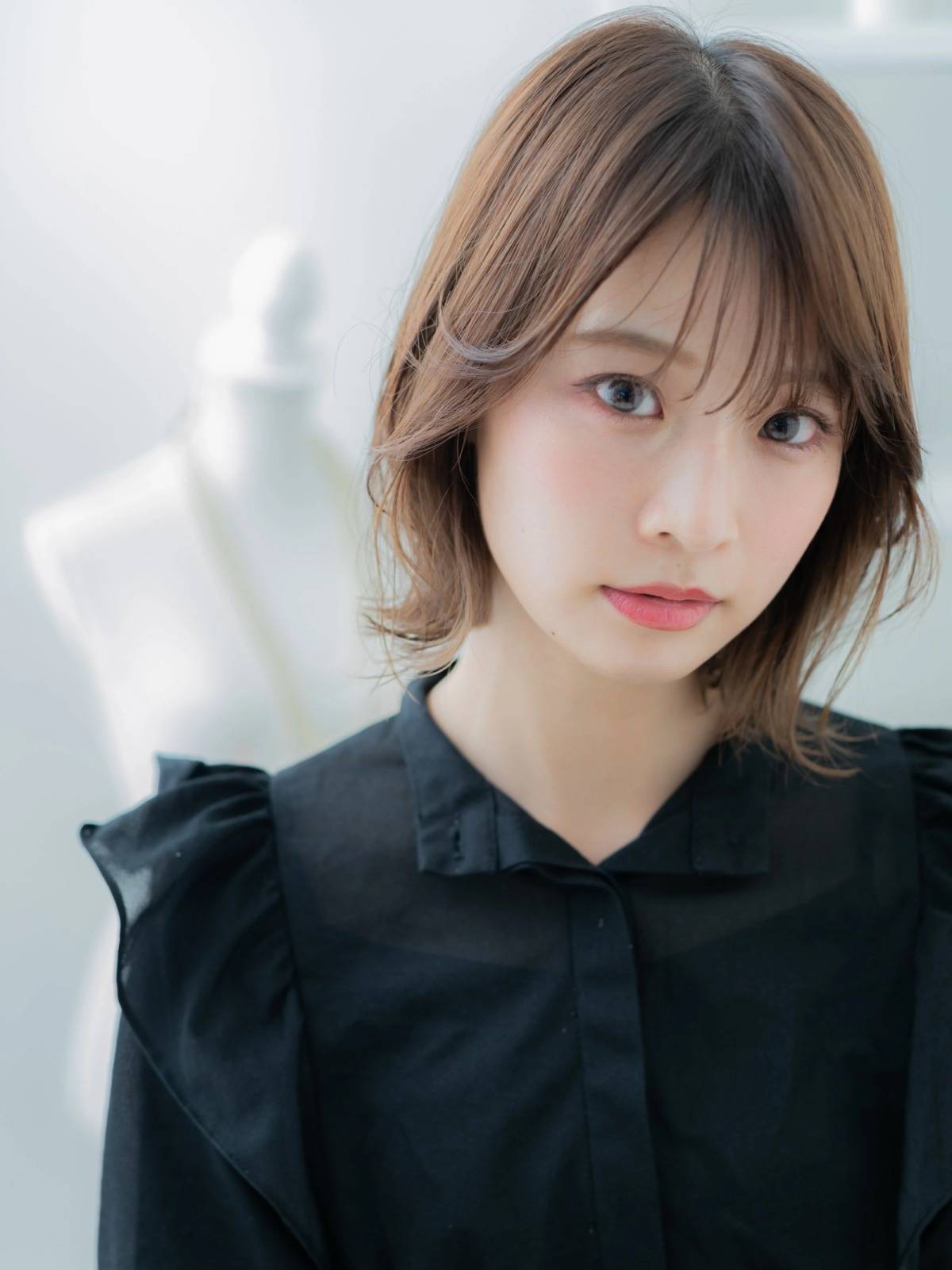 老け顔にもう悩まないで！自然に若く見えるボブヘア5選〜2025年秋〜 | 4MEEE