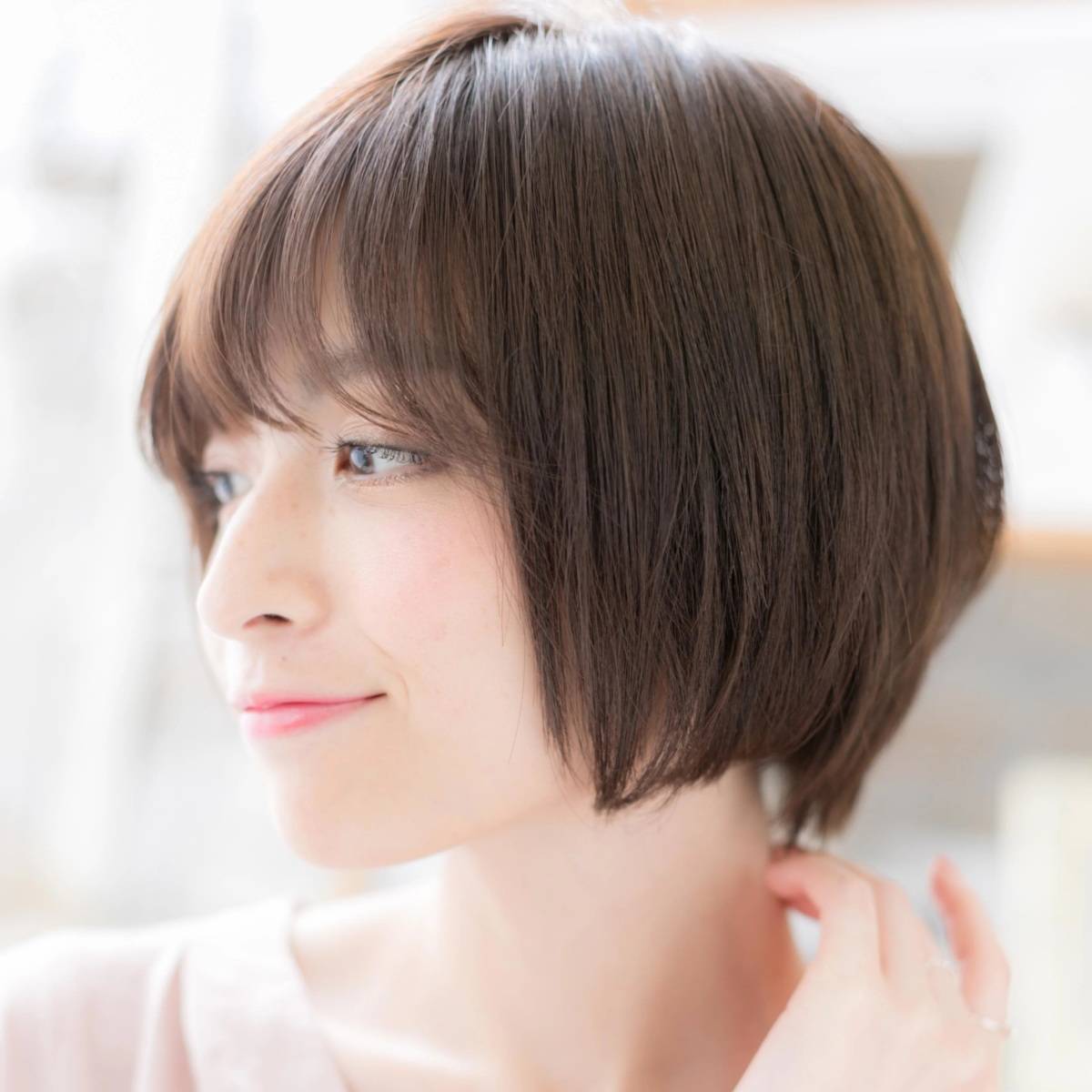 朝バタバタでも大丈夫！忙しい大人女子向けのボブ5選〜2025晩秋〜 | 4MEEE
