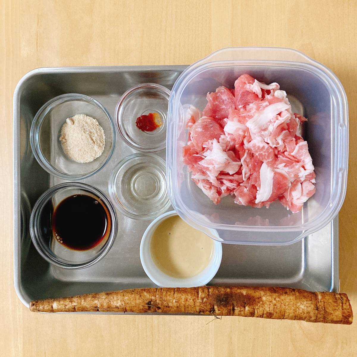 こりゃ大当たりだわ……。皮ごと食べられる「ごぼう」の超簡単レシピ | 4MEEE