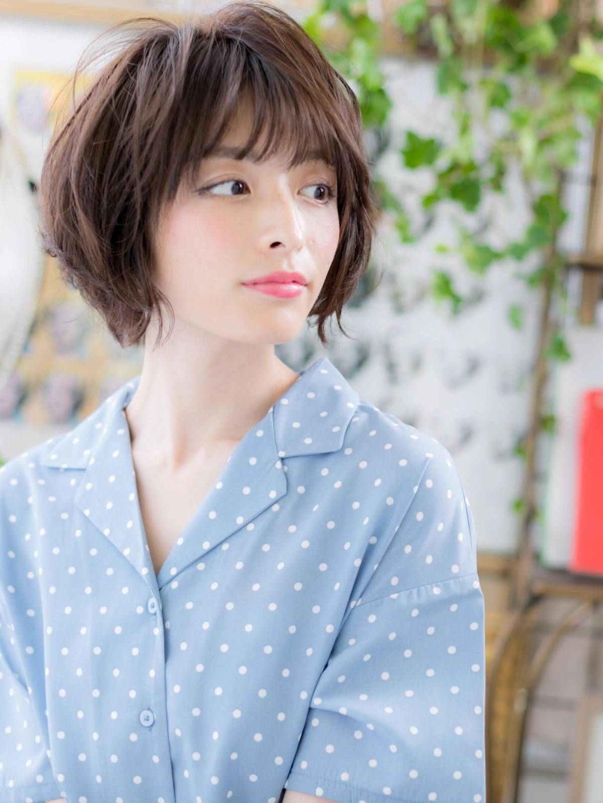 扱いやすい髪型って？セットが楽なショートヘア5選〜2025年晩秋〜 | 4MEEE