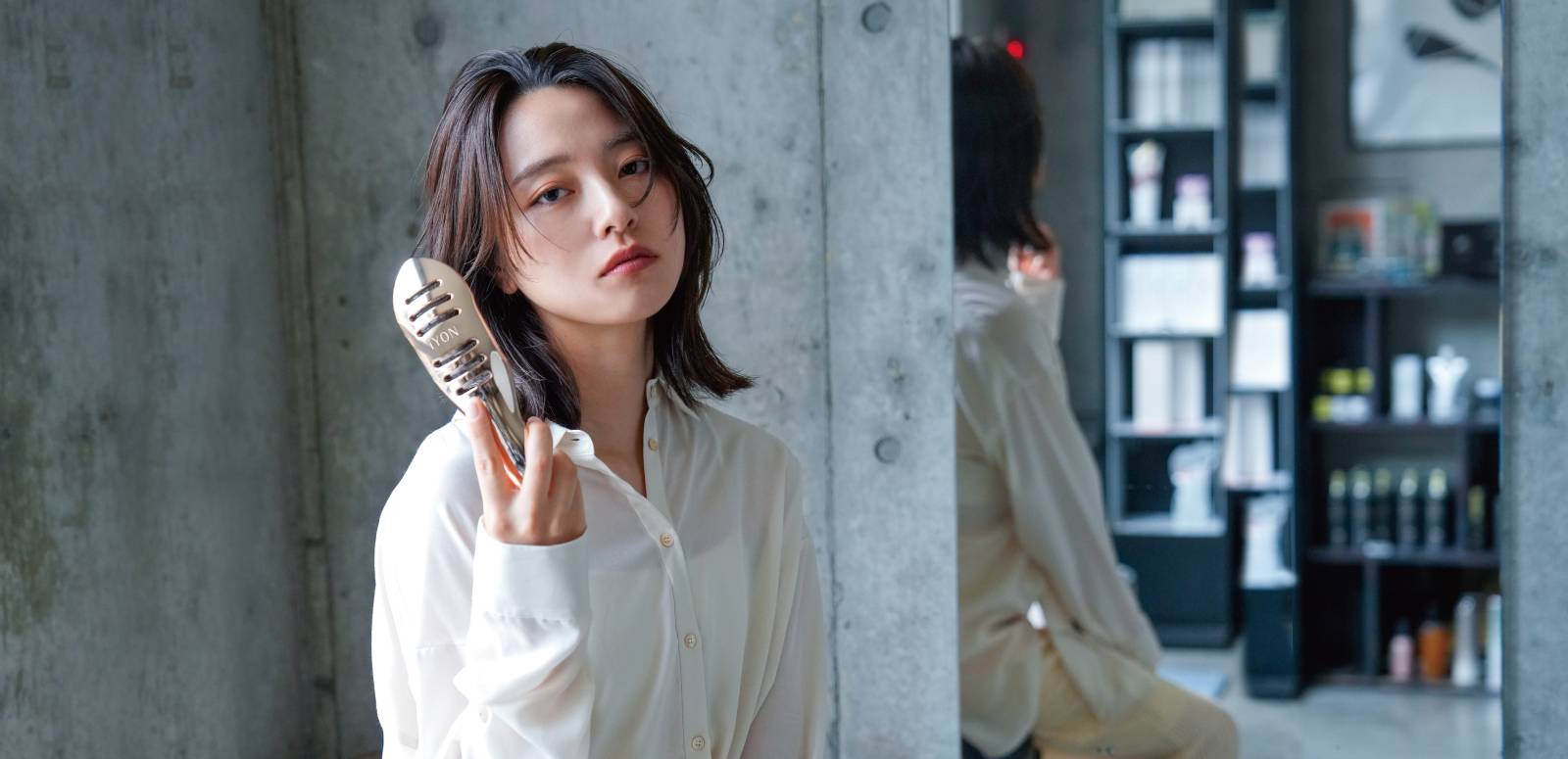 カリスマ美容師・エザキヨシタカ氏監修！新商品「iYON イオントリートメントブラシ」発売 | 4MEEE